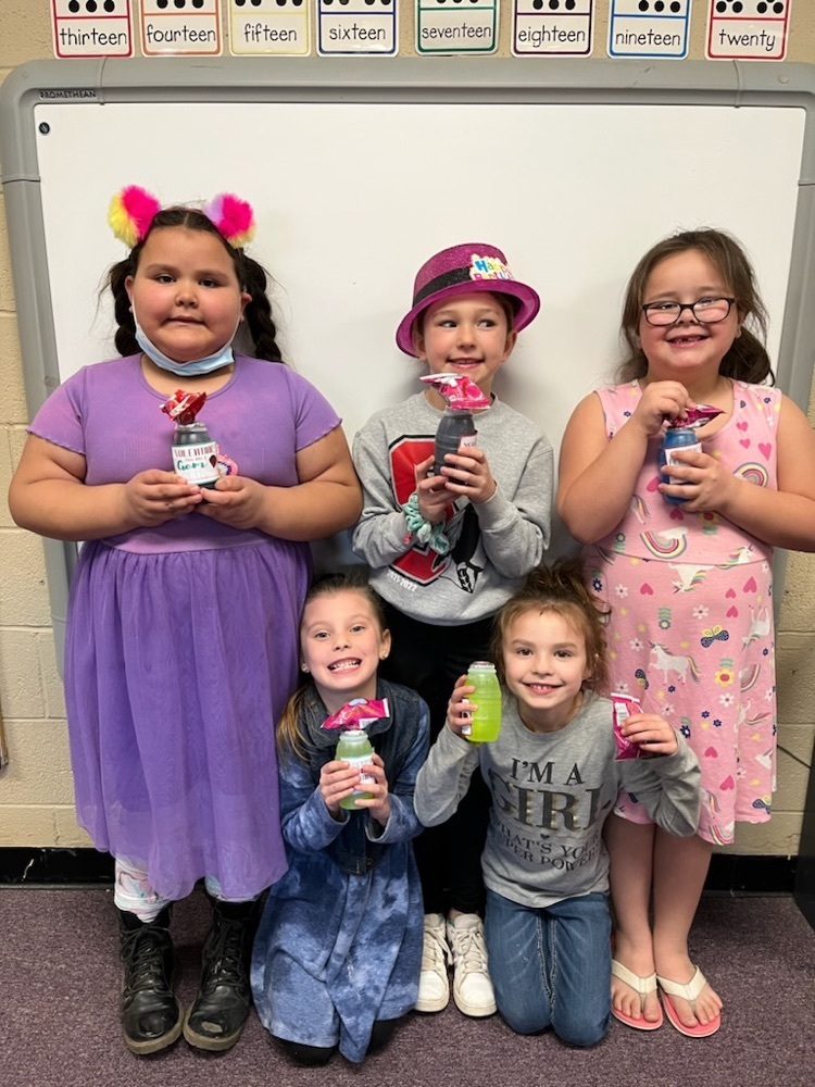 Live Feed | Stilwell Elementary School